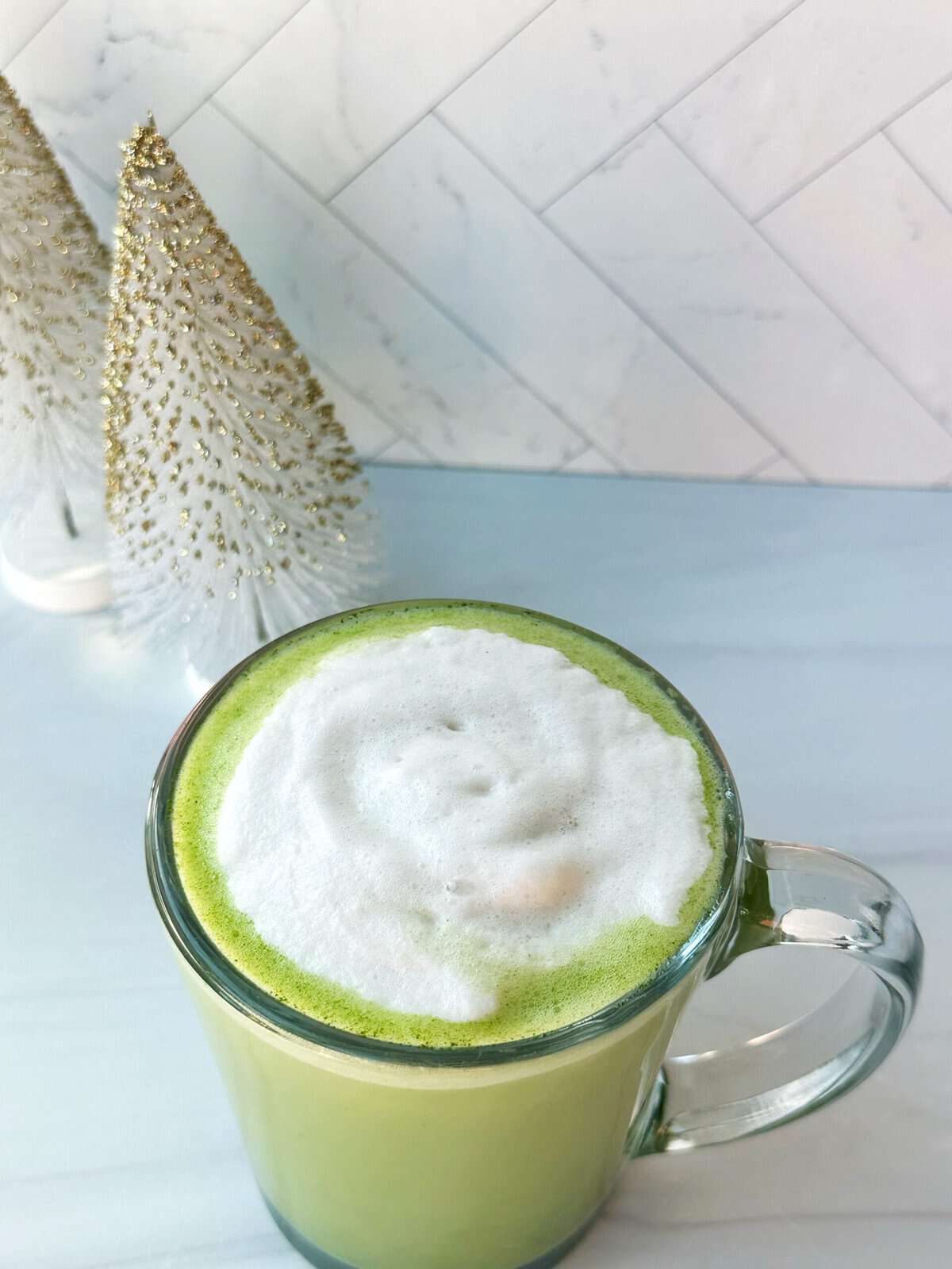 Vanilla Matcha Latte - Lesswithlaur