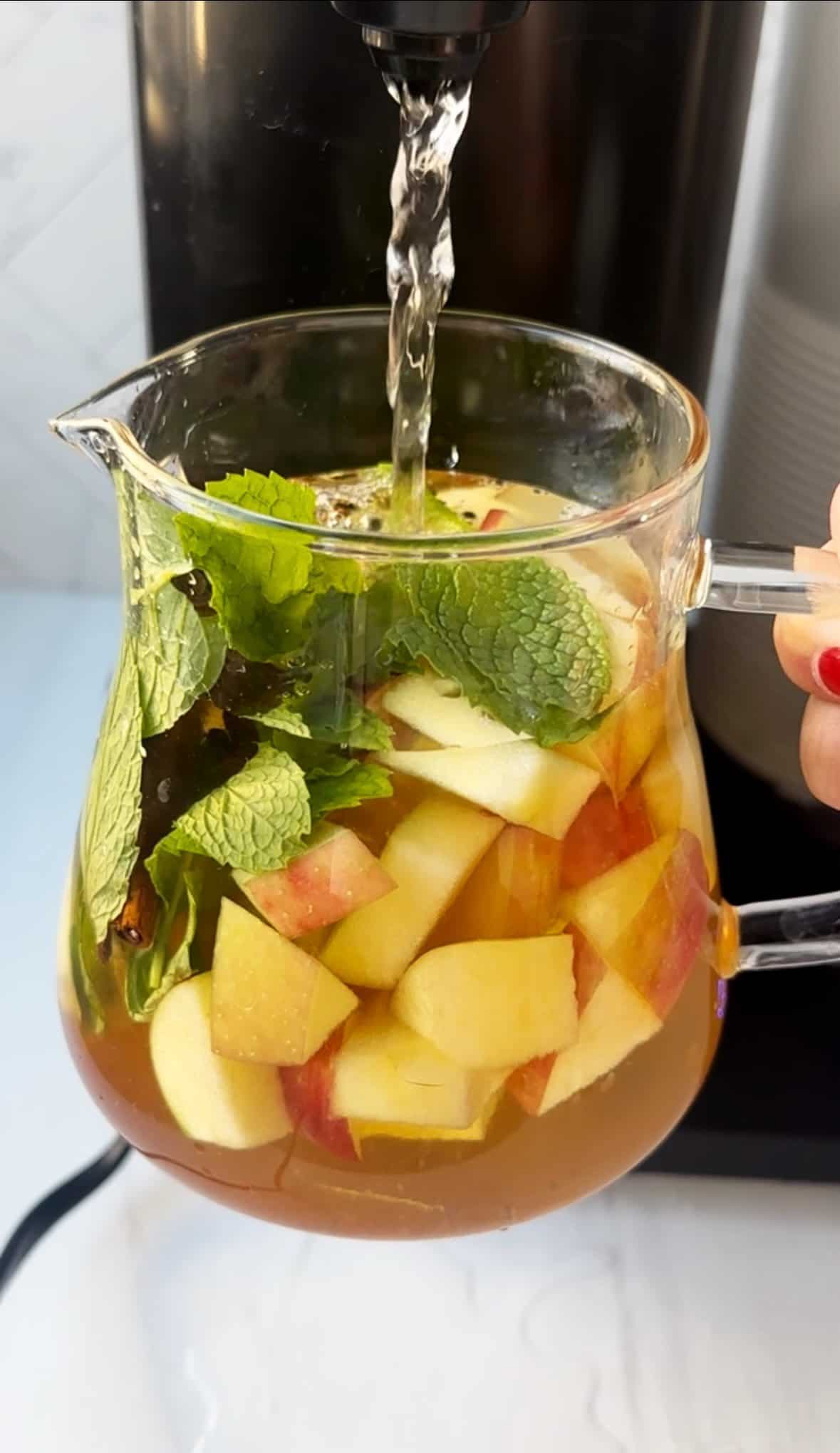 Apple Cinnamon Tea - Lesswithlaur
