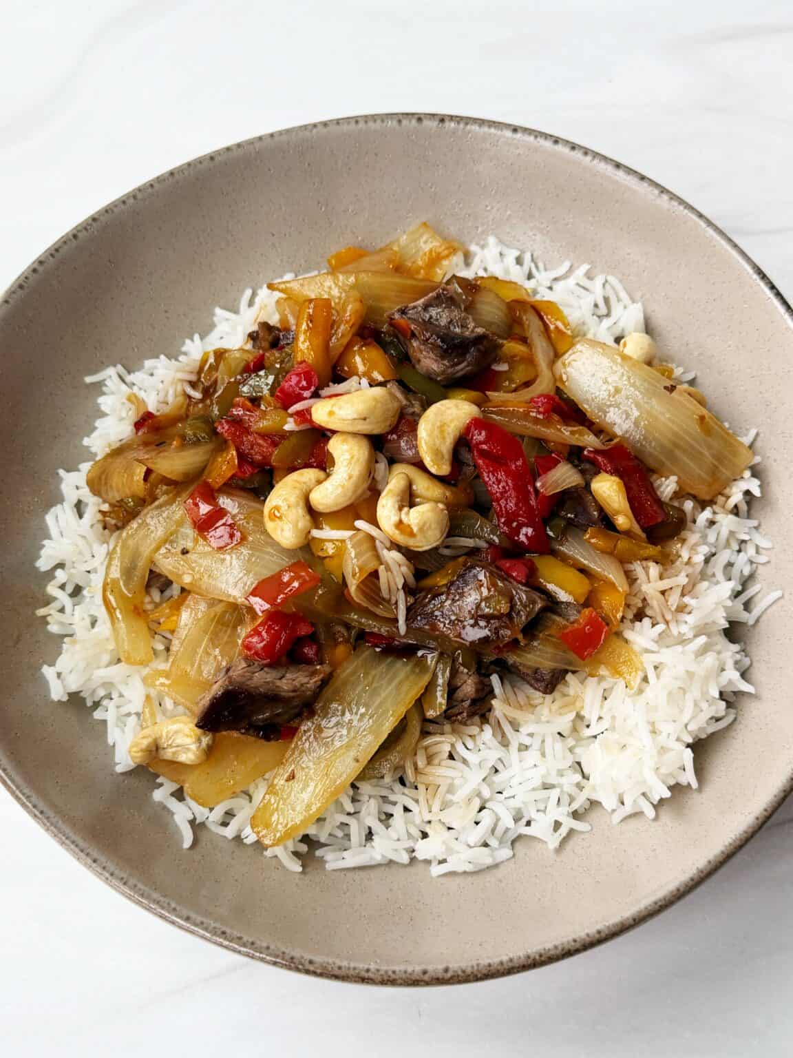 Easy Beef Stir Fry (30 Minute Recipe) - Lesswithlaur